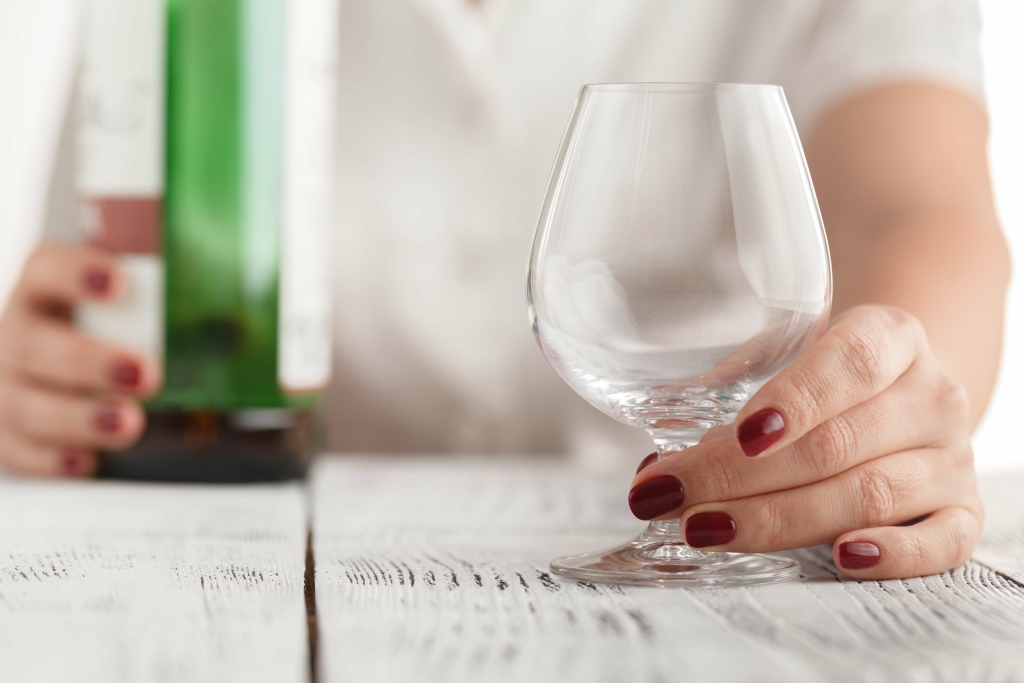 Alcohol Intolerance – Symptoms and Causes | EcoSoberHouse